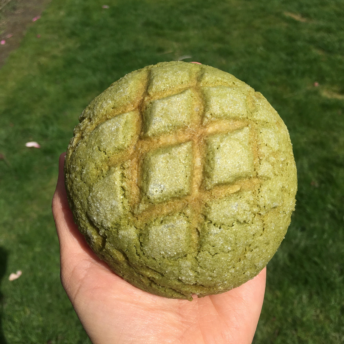 Melon Pain Matcha - Aki Boulangerie – Aki Boulangerie - Aki Café